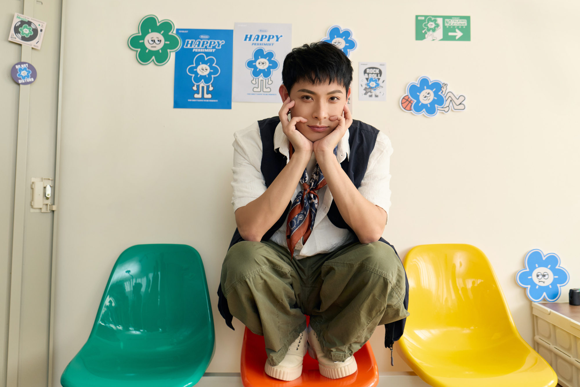 帥也可以厭世！TOYSELECT 再揭連晨翔的情緒宇宙、傾訴心裡話♡