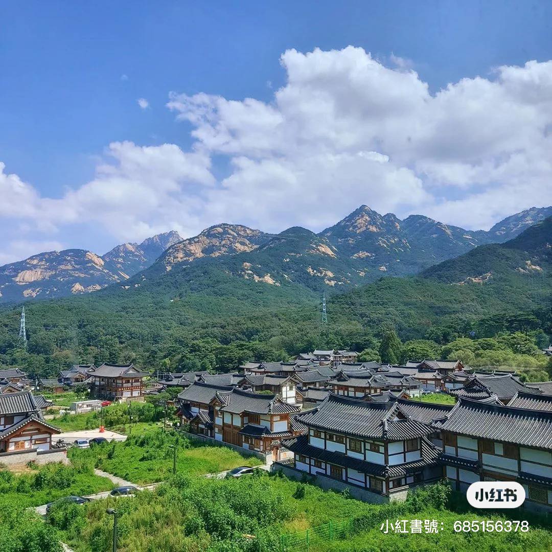 首爾景觀咖啡廳「一人一杯」視野絕佳，眺望北漢山和恩平韓屋村！