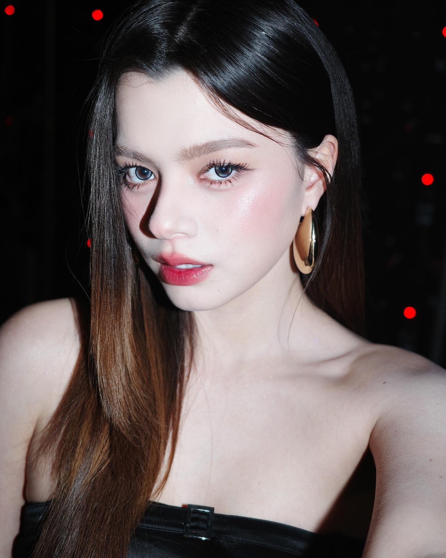 帶你認識泰國混血女神Becky，從《粉紅理論》爆紅到CHANEL大使