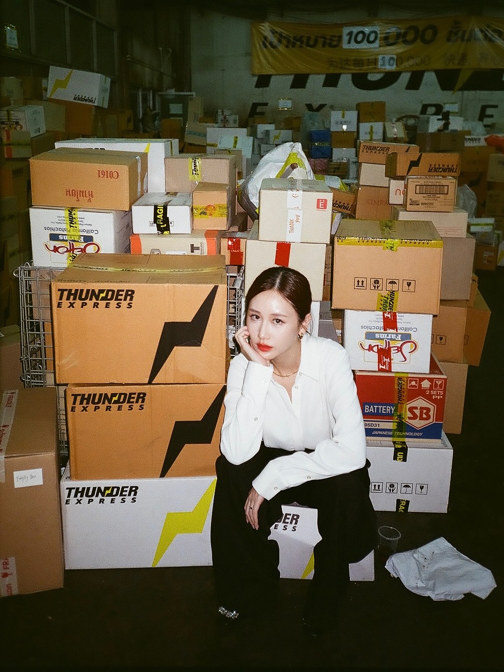 Netflix《瘋狂獨角獸》台泰混血葉芷妤不只演技，私服造型也圈粉