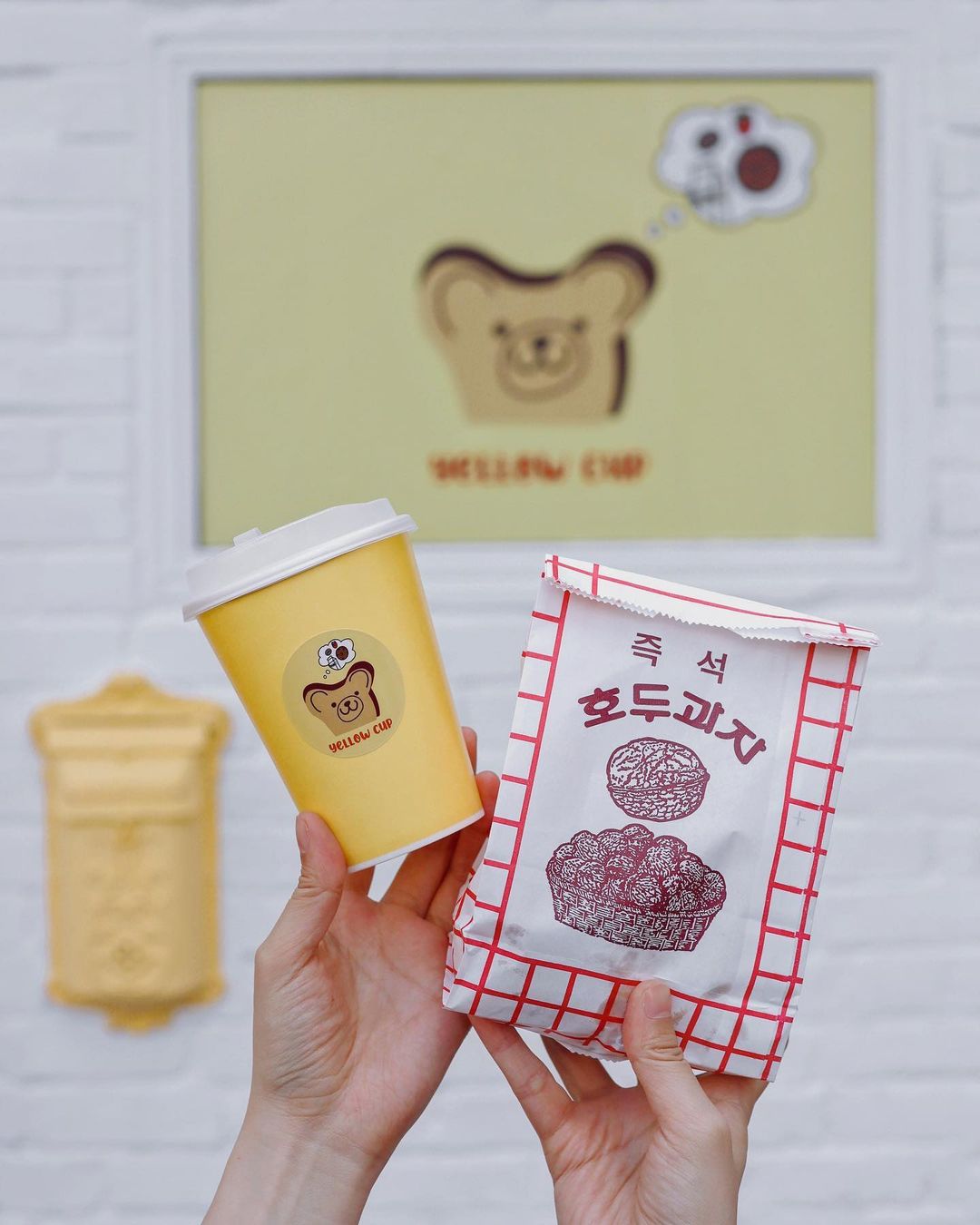 台中最新韓系咖啡廳「YELLOW CUP」新開幕！