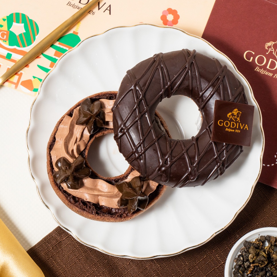 「Mister DonutXGODIVA」全新6款巧克力甜甜圈開賣！爆餡布朗尼