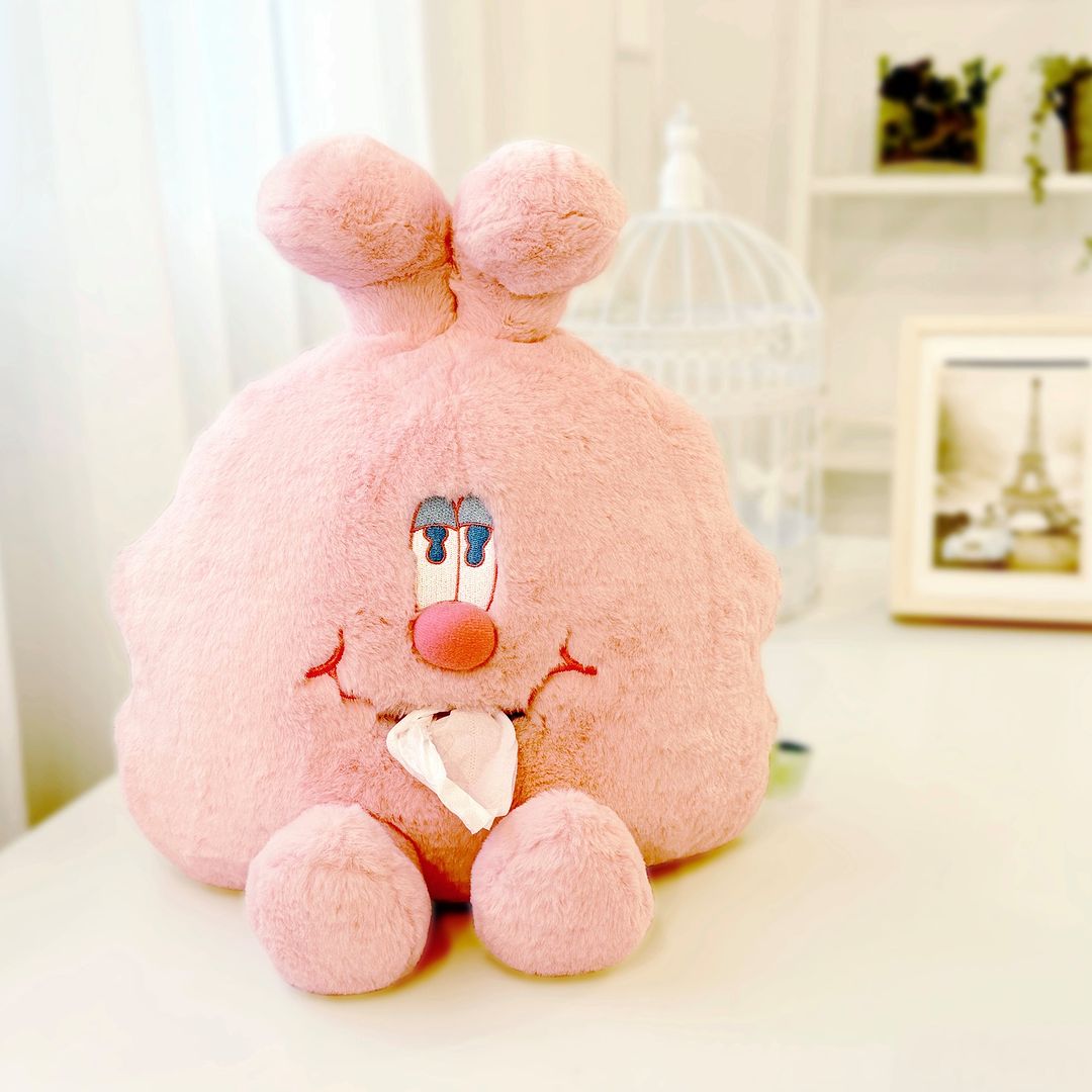 7-11開賣粉萌KINGJUN周邊！超Q蠢兔玩偶面紙套 點心杯 BT吊飾包